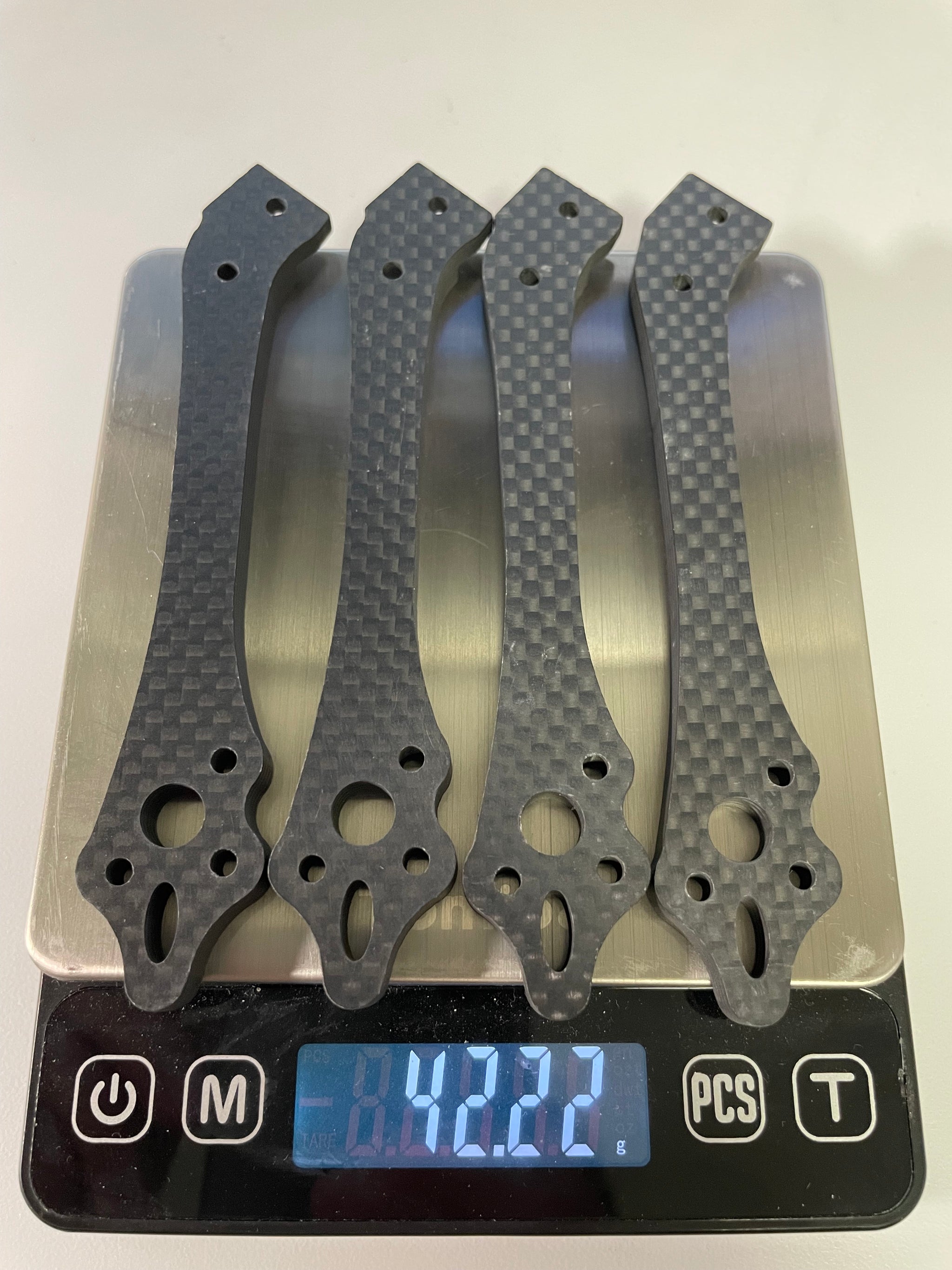 Southeast Typhon V7 T700 - set of arms (5pcs) – DinDrones